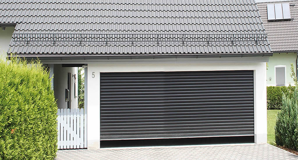 Portas rolantes rápidas com mais de 15 anos de tradição - Guaruportas